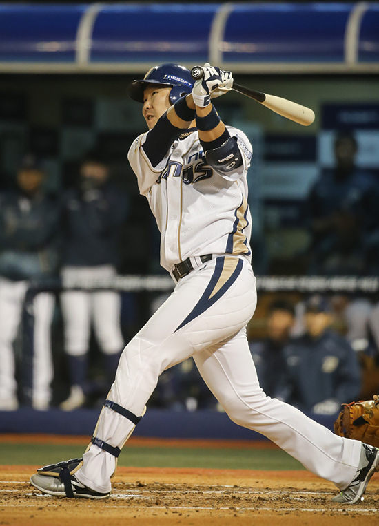 [PO] ‘13년차’ 지석훈, NC 구한 그 남자의 PS 첫 안타