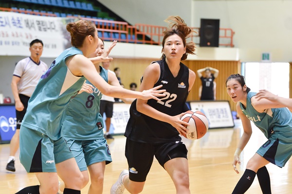 [박신자컵] 또 23점 맹활약! 구슬이 돌아오니 KDB생명도 웃네