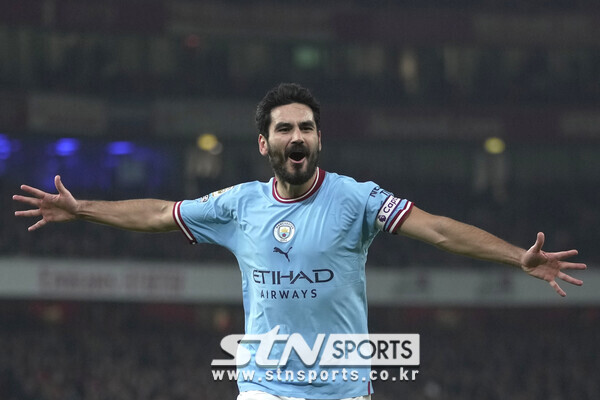 [EPL zip] 맨시티, 리버풀에 4-1 대역전승…'1위 승점 5점 차 추격'