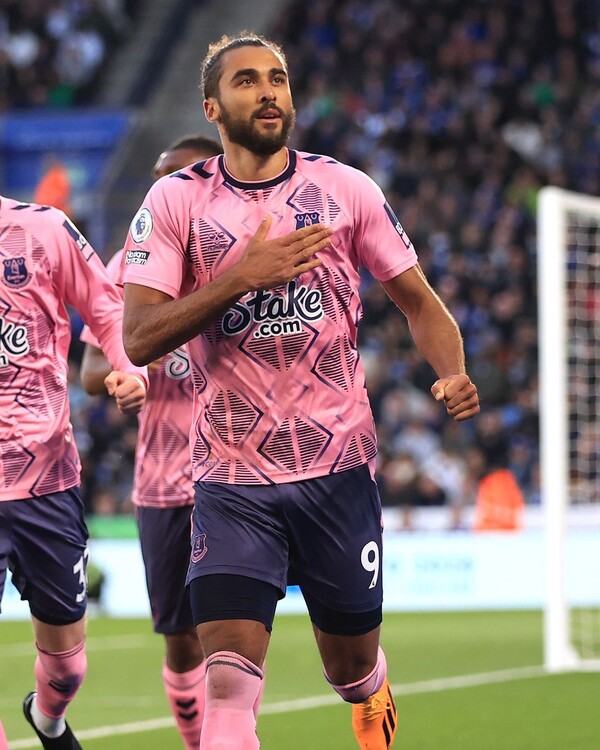 [EPL zip] '잔류 위기' 에버튼, 브라이튼에 5-1 천금승