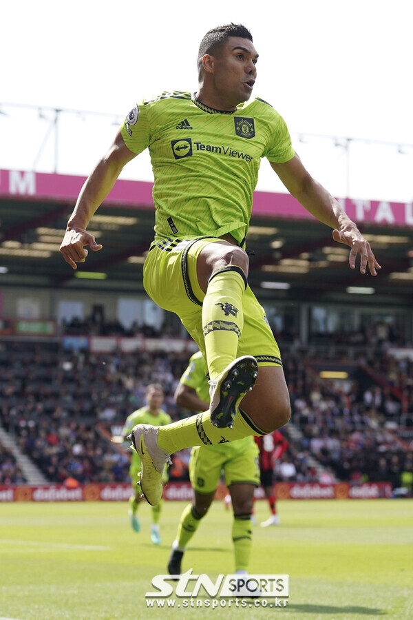 [EPL zip] '카세미루 결승골!' 맨유, 본머스에 1-0 승! UCL 보인다!