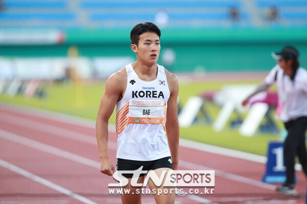 [U20 육상] '비주얼+실력 미쳤다!' 배건율, 400m 은메달+46초대 진입