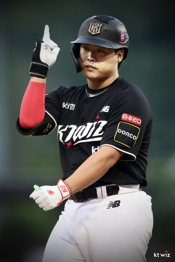 정해영 vs 김도영 vs 네일 KIA 집안싸움 3파전?…KBO 월간 MVP도 치열