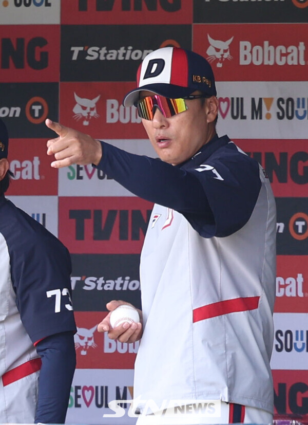 [WC1] '벼랑 끝 총력전 예고' 이승엽 감독 "타자들이 도와줄 거라 믿어"