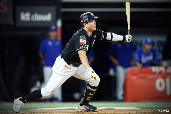 [WC2] '땅, 삼진, 병살' 황재균 방법 없나?…KT의 딱 한가지 걸림돌