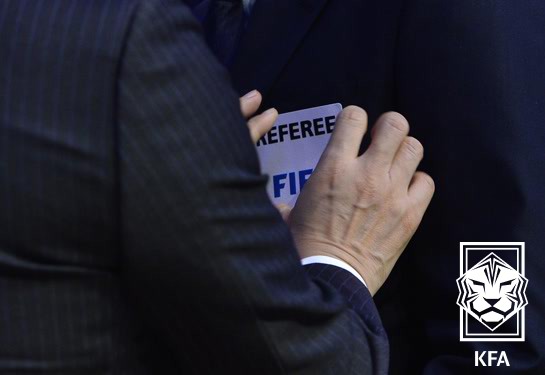 [반진혁의 나이슈캐치] ‘KFA 심판 강사 충격적인 정보 유출’ VAR 동영상 유포 ‘FIFA 재경기 요청 사주’