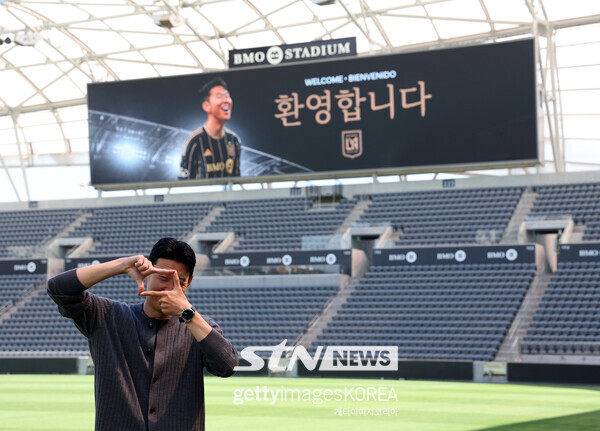 “손흥민 유니폼이 지금 세계에서 가장 많이 팔렸다” LAFC는 함박웃음, “메시보다 더 많이 판매”