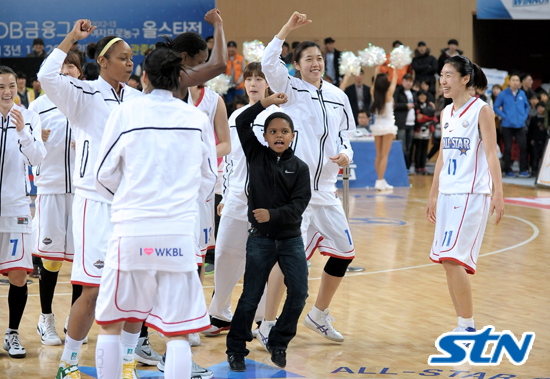 [WKBL] 2013 WKBL 올스타전, 중부선발의 승리로 마무리
